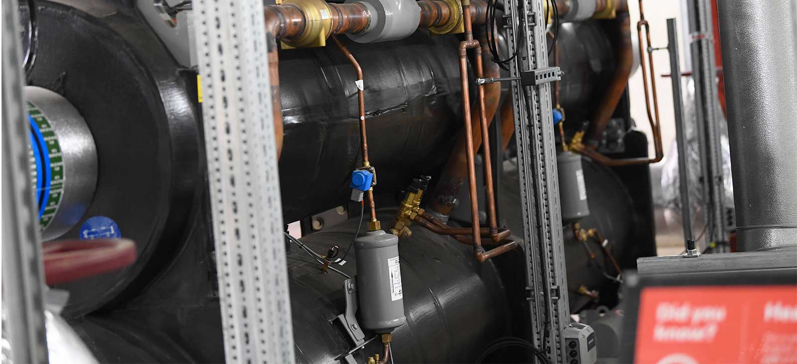 Commercial heat pumps - heat pump system installations| E.ON